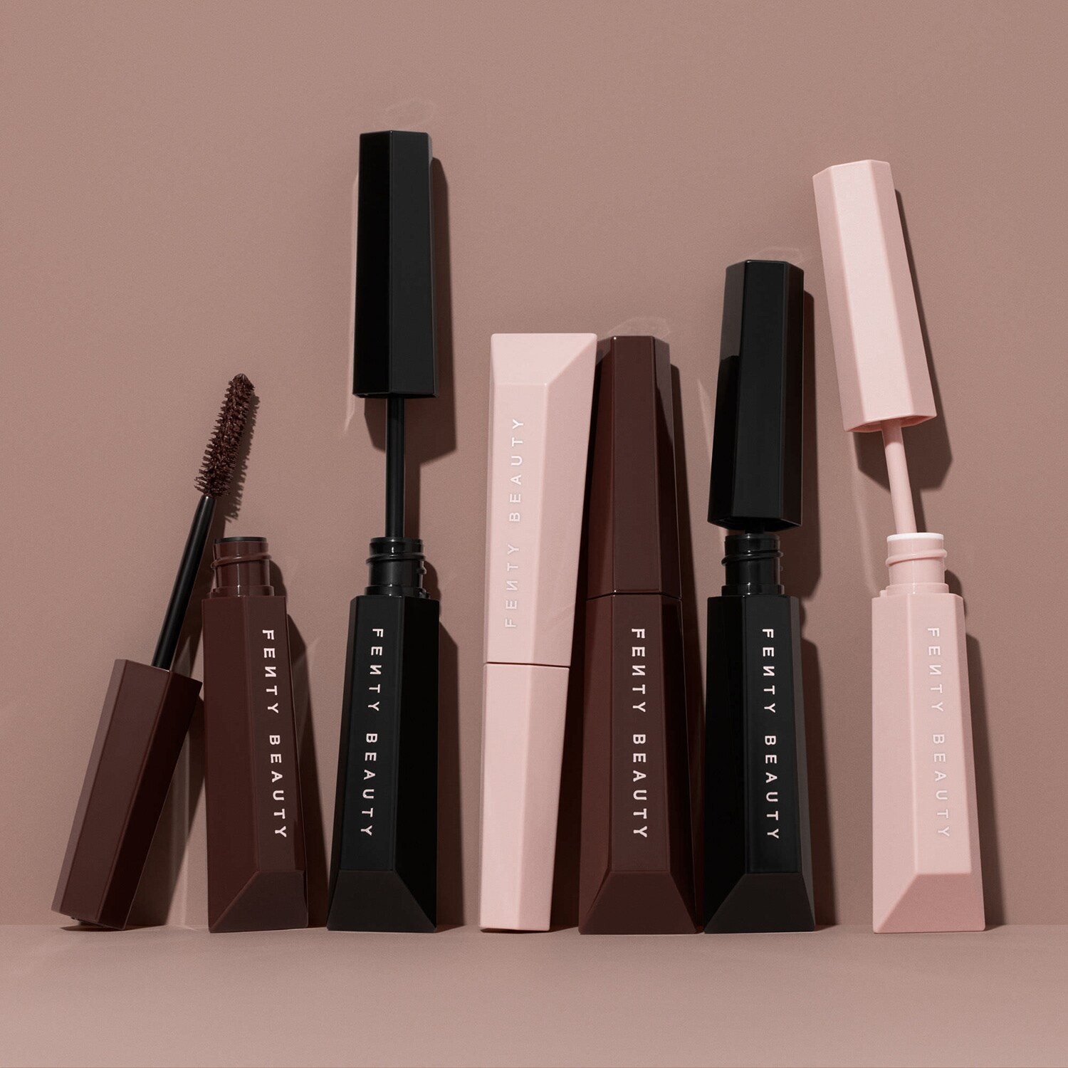 FENTY BEAUTY Hella Thicc Extra Primer - Base Mascara Volumizzante ≡ SEPHORA
